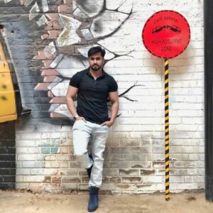 Chetan Chandra Age, Wife, Children, Family, Biography » StarsUnfolded