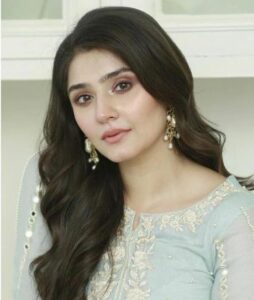 Durefishan Saleem Height, Age, Family, Biography » StarsUnfolded