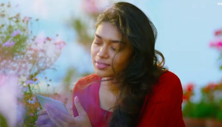 Dushara Vijayan Height, Age, Family, Biography » StarsUnfolded