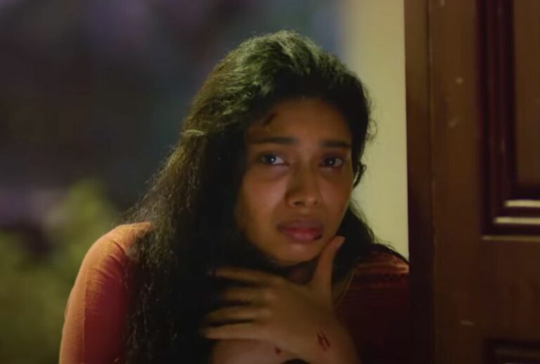 Dushara Vijayan Height, Age, Family, Biography » StarsUnfolded