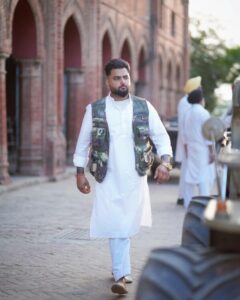 Gulab Sidhu (Singer) Height, Age, Wife, Biography » StarsUnfolded