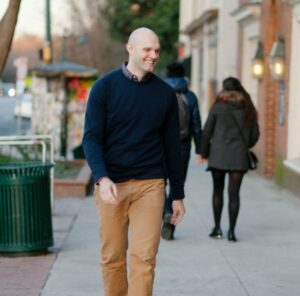 James Clear Age, Girlfriend, Wife, Children, Biography » StarsUnfolded