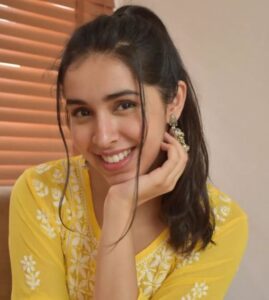 Kajol Chugh Height, Age, Family, Biography » StarsUnfolded