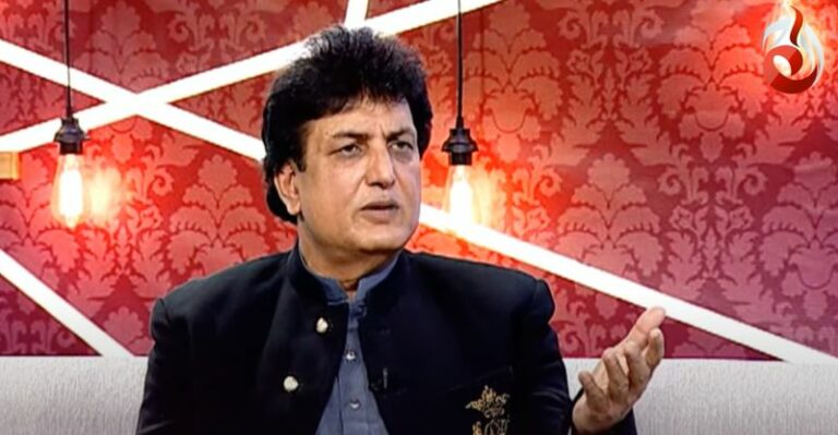 Khalil-ur-Rehman Qamar Age, Wife, Children, Family, Biography » StarsUnfolded