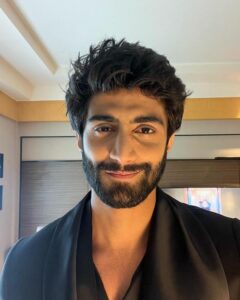 Kush Jotwani Height, Family, Biography » StarsUnfolded