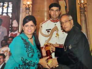 Savita Bhatti Husband, Children, Family, Biography » StarsUnfolded