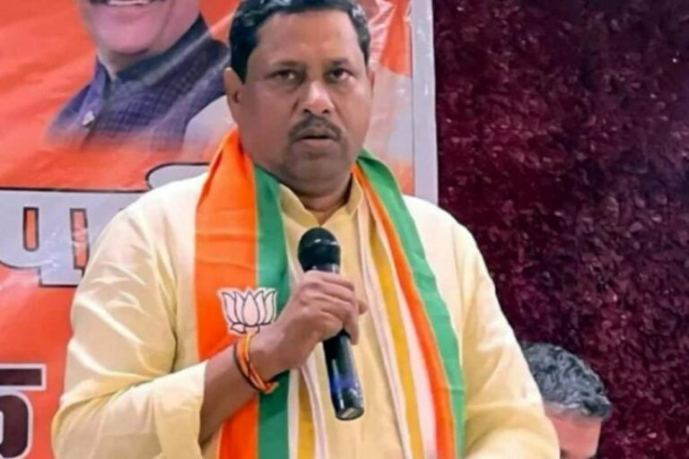 Ram Shankar Katheria Age, Caste, Wife, Family, Biography » StarsUnfolded