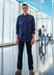 Ryan Holiday Height, Age, Wife, Family, Biography » StarsUnfolded