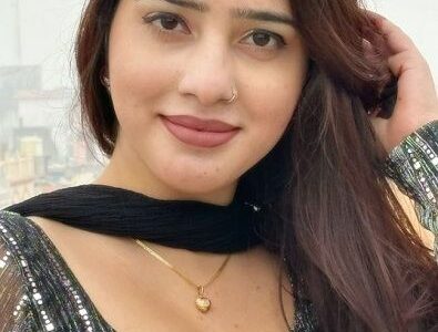 Biographies » StarsUnfolded