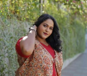 Vanita Kharat Age, Husband, Family, Biography » StarsUnfolded