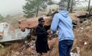 Saulos Chilima Age, Death, Wife, Children, Family, Biography ...