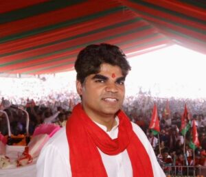 Akshay Yadav Age, Caste, Wife, Children, Family, Biography » StarsUnfolded