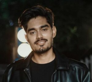 Amit Sharma (YouTuber) Height, Age, Family, Biography » StarsUnfolded
