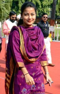 Praniti Shinde Height, Age, Family, Biography » StarsUnfolded