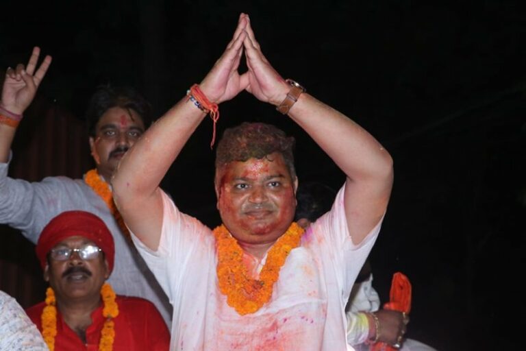Raj Bhushan Choudhary Age, Caste, Wife, Family, Biography » StarsUnfolded Raj Bhushan Choudhary Age, Caste, Wife, Family, Biography » StarsUnfolded