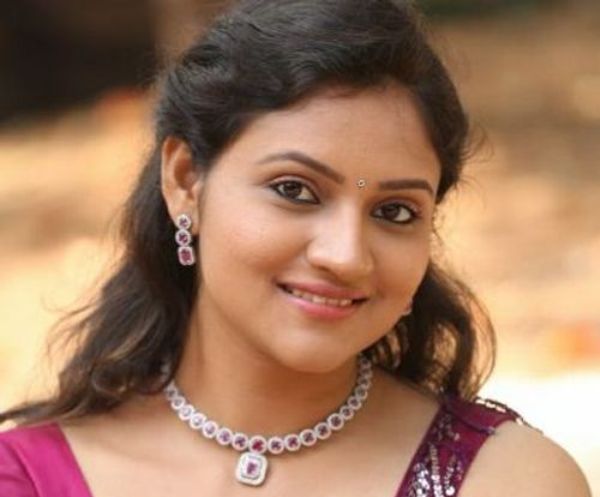 Ranjani Raghavan Height, Age, Family, Biography » StarsUnfolded