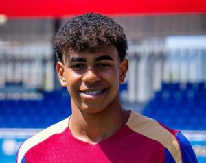 Lamine Yamal Height, Age, Girlfriend, Family, Biography » StarsUnfolded