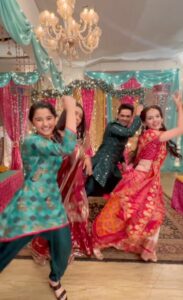 Aurra Bhatnagar Badoni Age, Family, Biography » StarsUnfolded