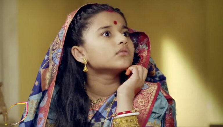 Aurra Bhatnagar Badoni Age, Family, Biography » StarsUnfolded