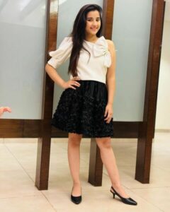 Aurra Bhatnagar Badoni Age, Family, Biography » StarsUnfolded