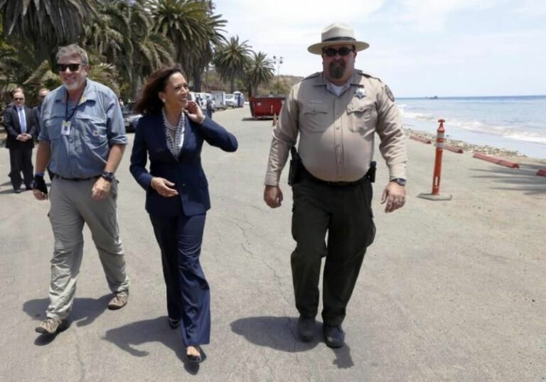 Kamala Harris Height, Age, Husband, Children, Family, Biography ...