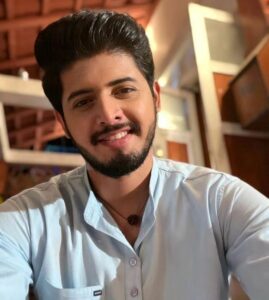 Nikhil Damle Height, Age, Family, Biography » StarsUnfolded