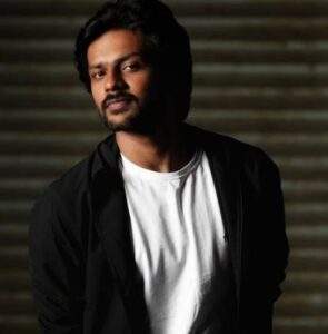 Niram Marum Ulagil Actors, Cast & Crew » StarsUnfolded