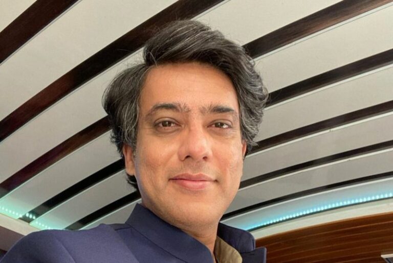 Sameer Saxena Height, Age, Wife, Children, Family, Biography » StarsUnfolded