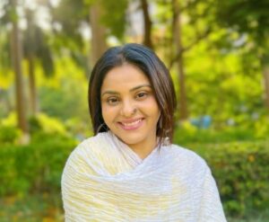 Supriya Kumari Height, Age, Husband, Family, Biography » StarsUnfolded