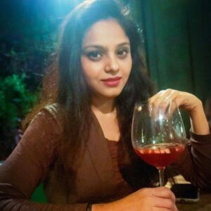 Supriya Kumari Height, Age, Husband, Family, Biography » StarsUnfolded