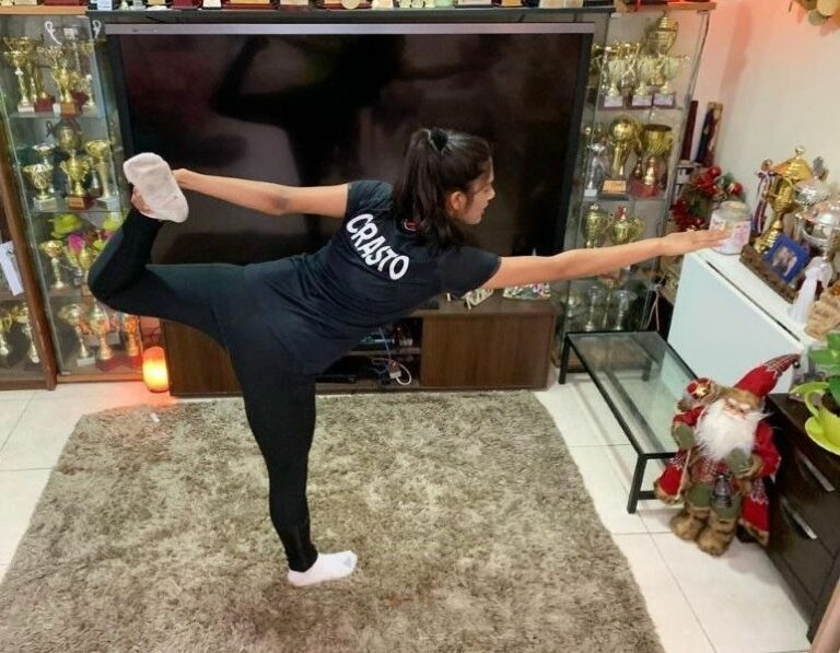 Tanisha Crasto Height, Age, Family, Biography » StarsUnfolded