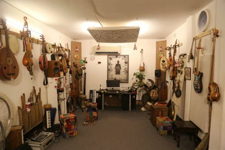 Rahul Ananda Age, Wife, Children, Family, Biography » StarsUnfolded