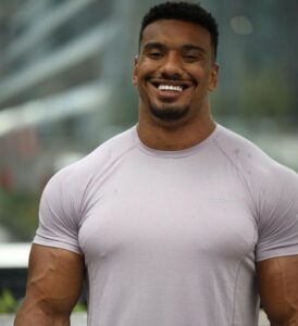 Larry Wheels Height, Age, Family, Biography » StarsUnfolded