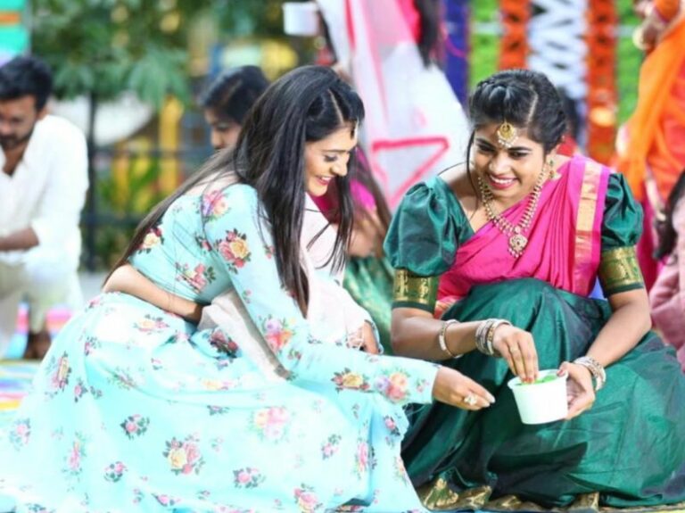 Rithu Chowdary Height, Age, Family, Biography » StarsUnfolded