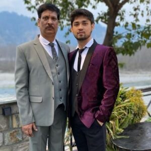 Sahil Shukla (MTV Dark Scroll) Height, Age, Family, Biography ...