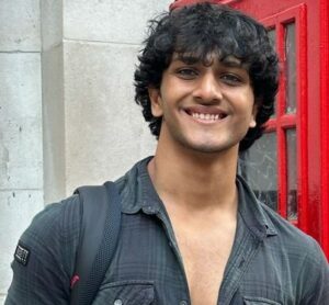 Samarjit Lankesh Height, Family, Biography » StarsUnfolded