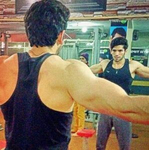 Sheharyar Shahid Height, Age, Biography » StarsUnfolded