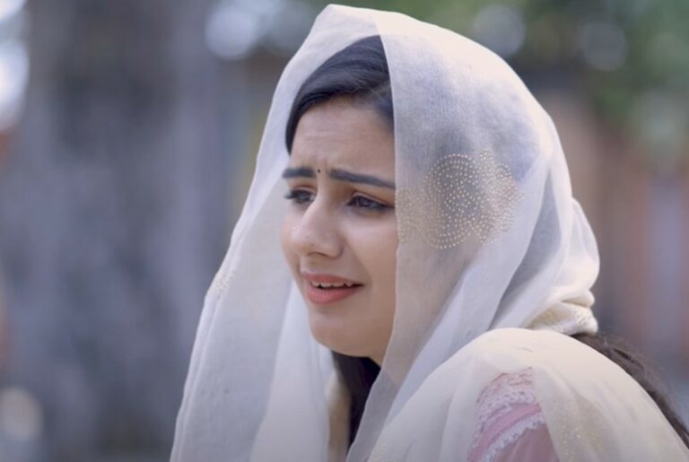 Shivika Pathak, Height, Boyfriend, Family, Biography » StarsUnfolded