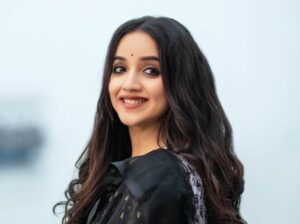 Shritama Mitra Height, Age, Family, Biography » StarsUnfolded