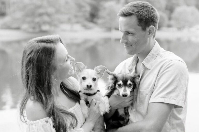 Molly McCollum Age, Husband, Children, Family, Biography » StarsUnfolded