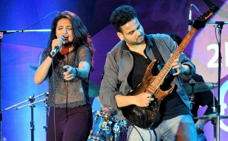 Mrunal Shankar Height, Age, Family, Biography » StarsUnfolded