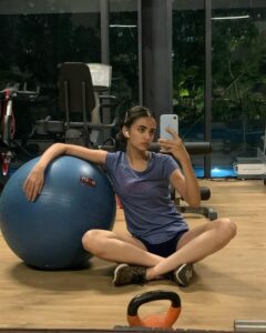 Rhea Singha Height, Age, Family, Biography » StarsUnfolded