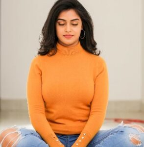 Soniya Akula (Bigg Boss Telugu Season 8) Height, Family, Biography » StarsUnfolded