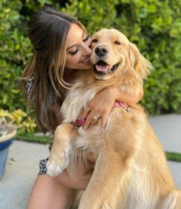 Alex Biston Height, Age, Husband, Biography » StarsUnfolded