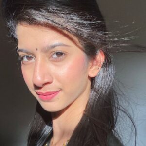 Divya Sharma Height, Age, Family, Biography » StarsUnfolded