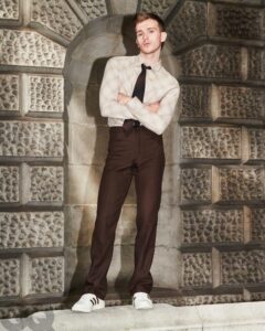 Harry Lawtey Height, Age, Family, Biography » StarsUnfolded