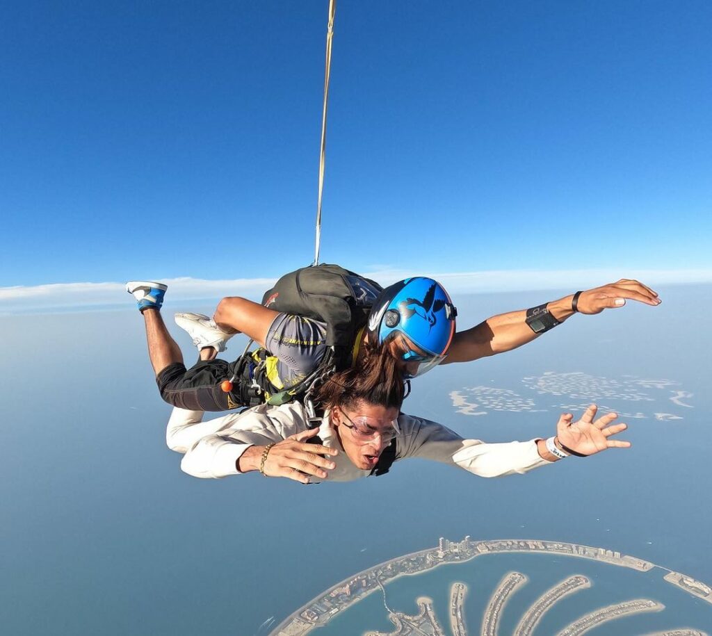 Jonathan Gaming Height, Age, Family, Biography » StarsUnfolded