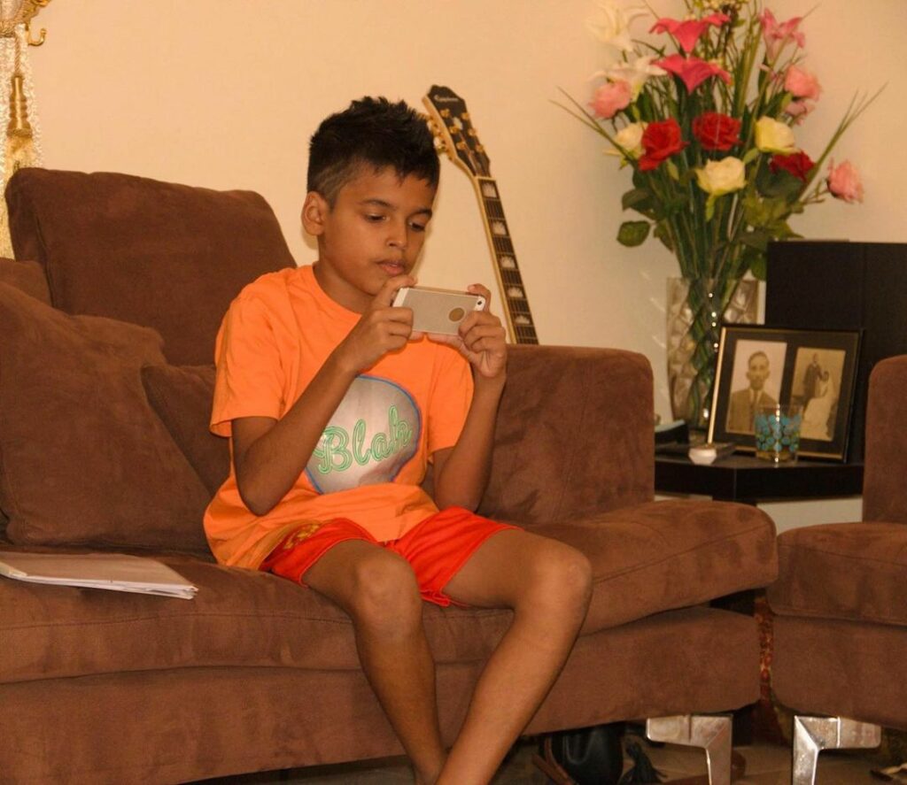 Jonathan Gaming Height, Age, Family, Biography » StarsUnfolded