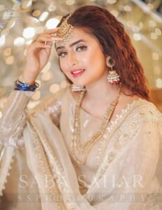 Minahil Malik (TikToker) Height, Age, Boyfriend, Family, Biography ...