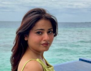 Nishu Tiwari Age, Children, Family, Biography » StarsUnfolded